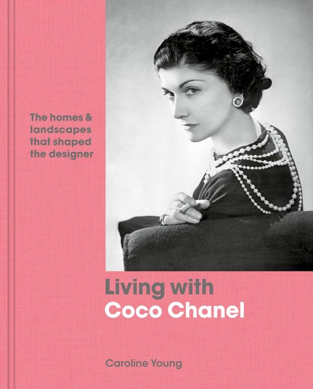 Living with Coco Chanel - PChome 24h書店